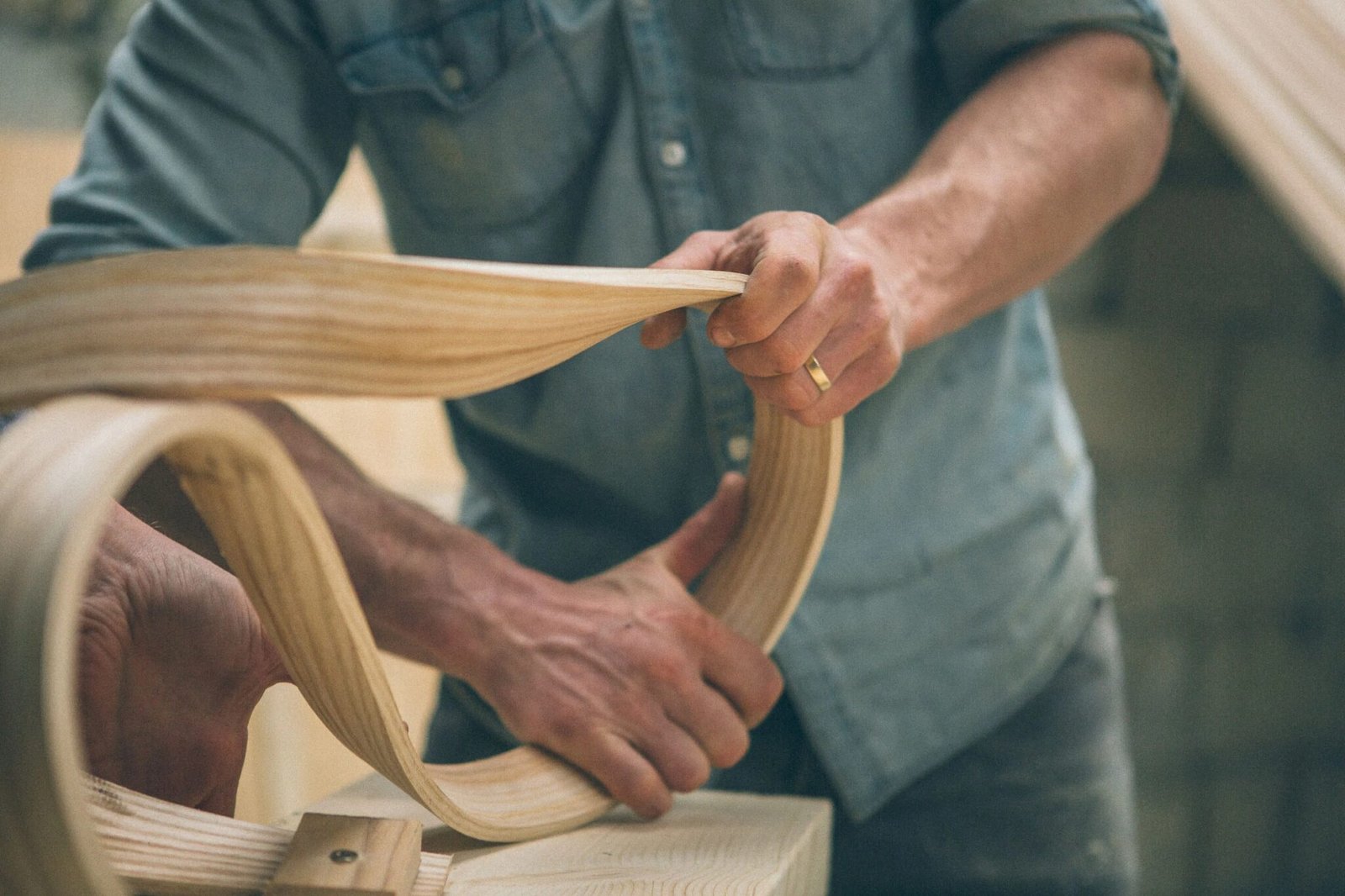 How To Bend Wood With Water? (Step-by-Step Guide)